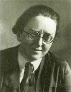 Tante Anna remembered at Bunce Court – AJR