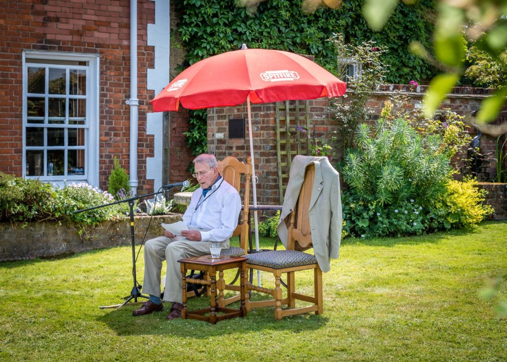 Tante Anna remembered at Bunce Court - AJR